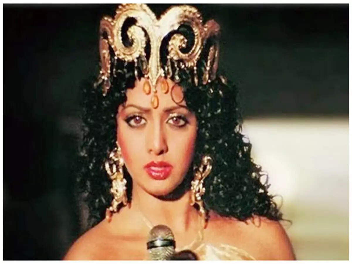 6 times Sridevi's bold outfits were perfect for every Halloween party ...