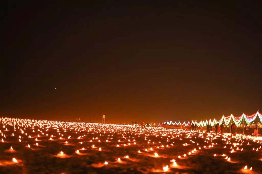 Dev Deepawali 2022: Spectacular pictures from Varanasi, Har ki Pauri ...