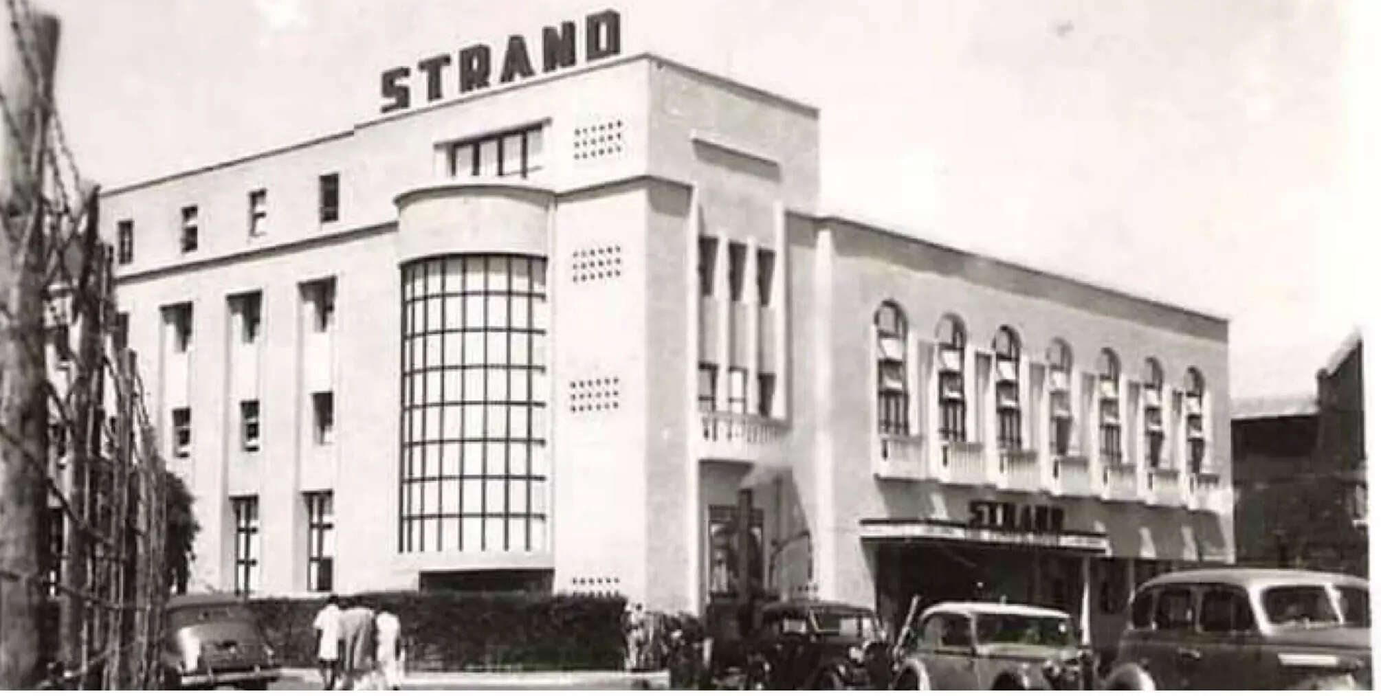 In pics: Take a look at seven iconic old theatres in Mumbai - some are ...