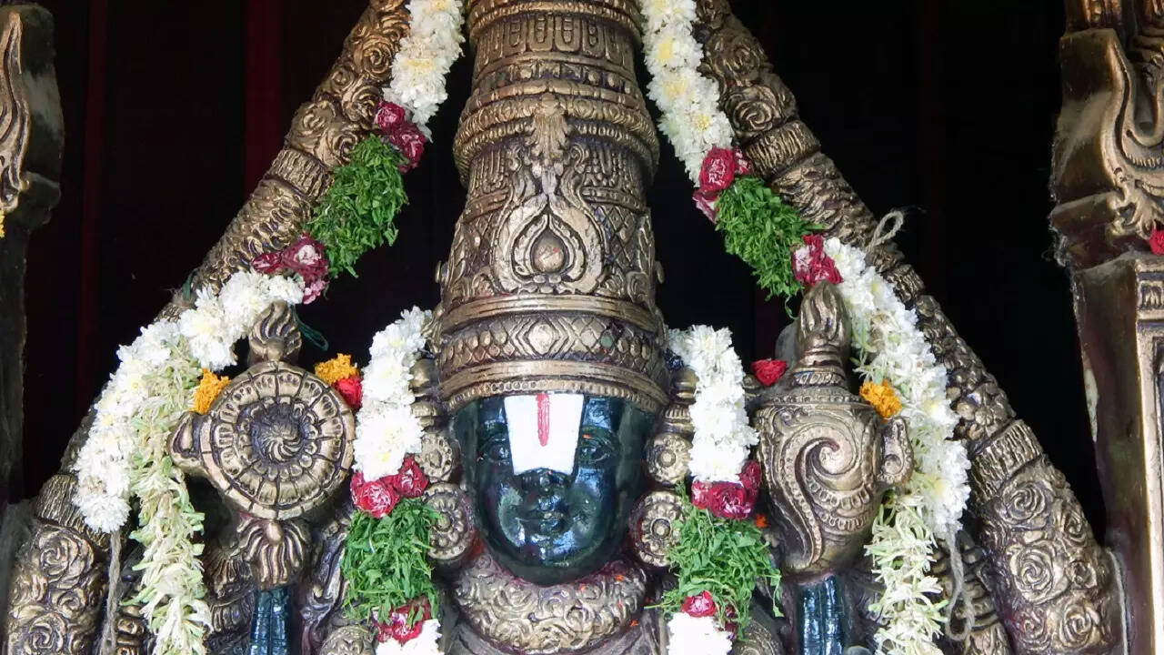 Temples of India: Lord Tirupati Balaji is said to make all wishes come ...