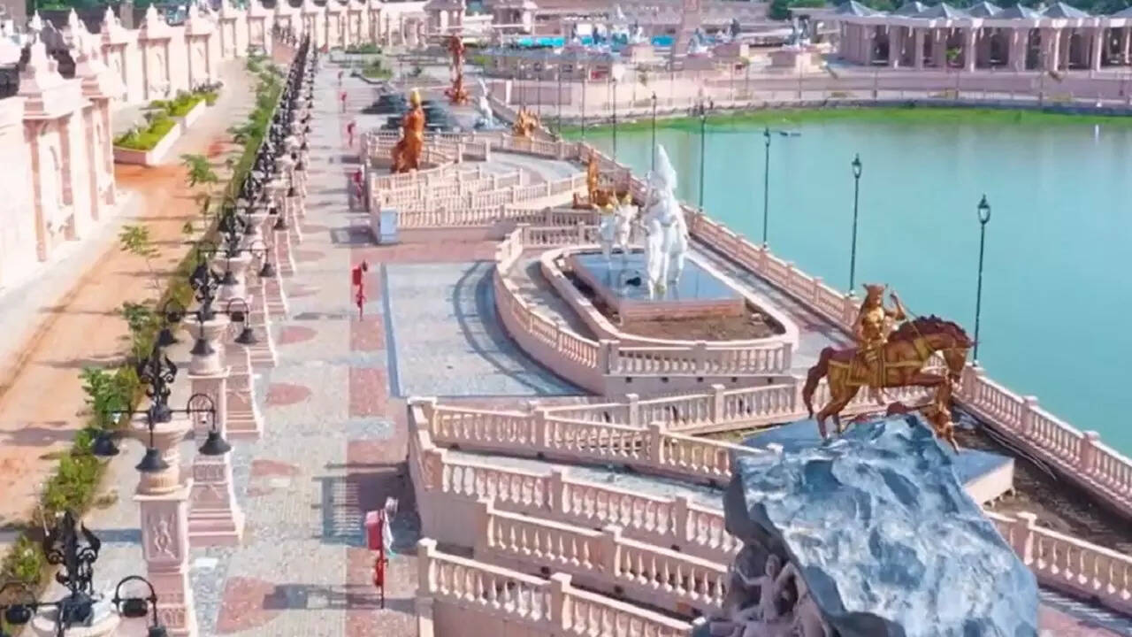 Mahakaleshwar Jyotirlinga Bhasma Aarti is a sight to behold, know more ...