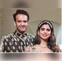Isha Ambani delivers baby boy and girl, what stars predict for Mukesh ...