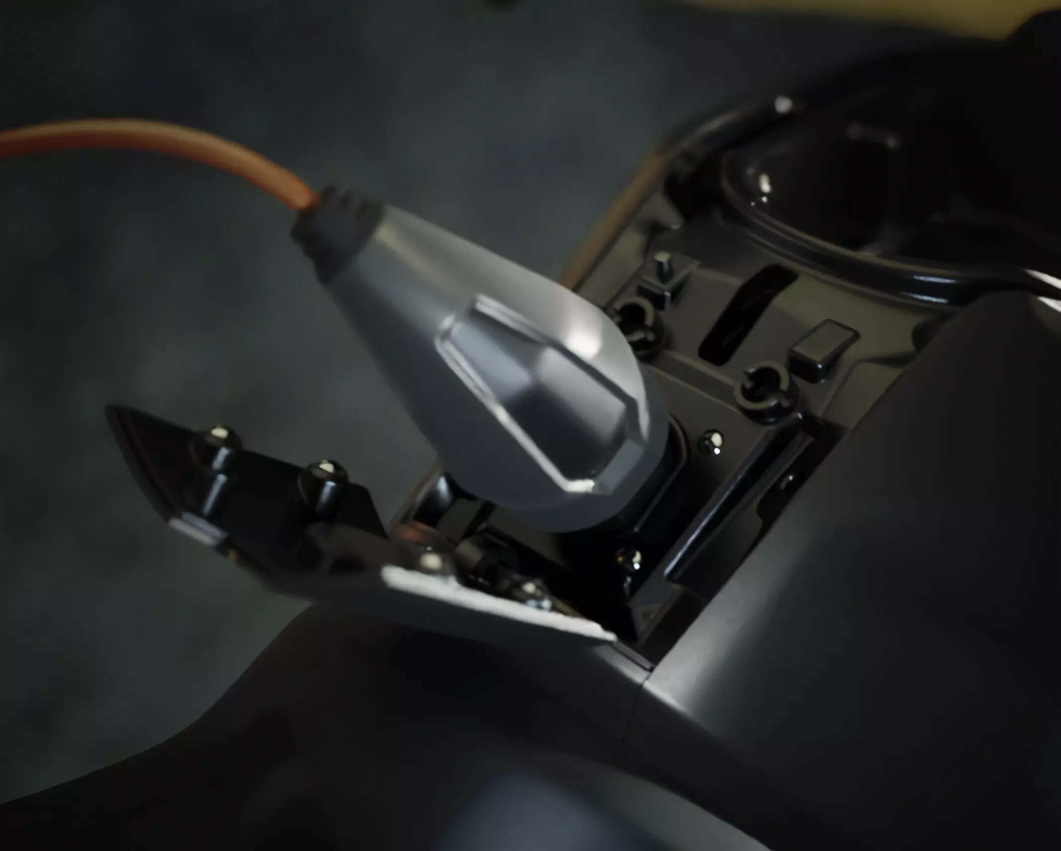 Indian start-up reveals country's first geared e-motorcycle with liquid ...
