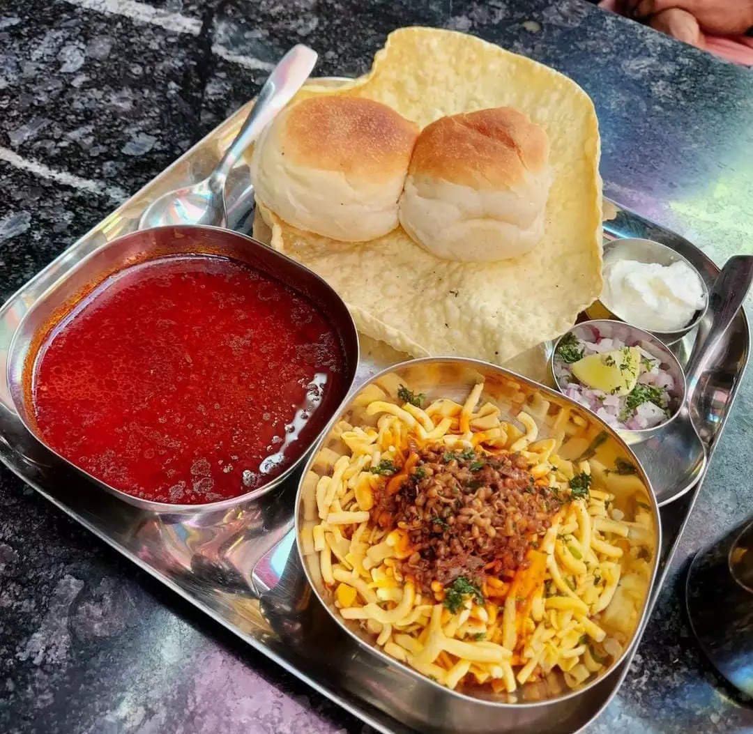 Looking for best misals in Pune? Don't miss these six famous misal pav centres in Hinjewadi ...