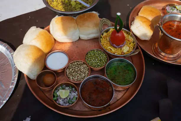 Looking for best misals in Pune? Don't miss these six famous misal pav ...