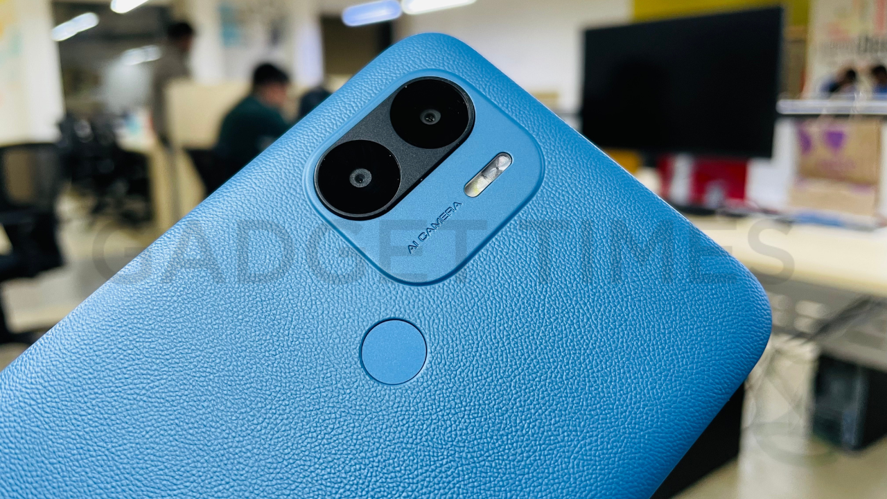 POCO C50 First Impressions: It's here to beat Realme and Samsung ...