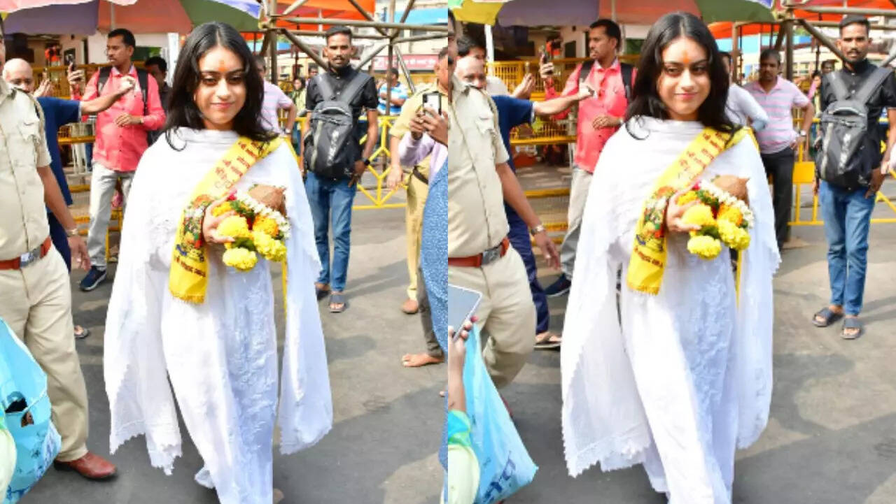 Nysa Devgn Trolled For Wearing Salwar Suit As She Visits Siddhivinayak