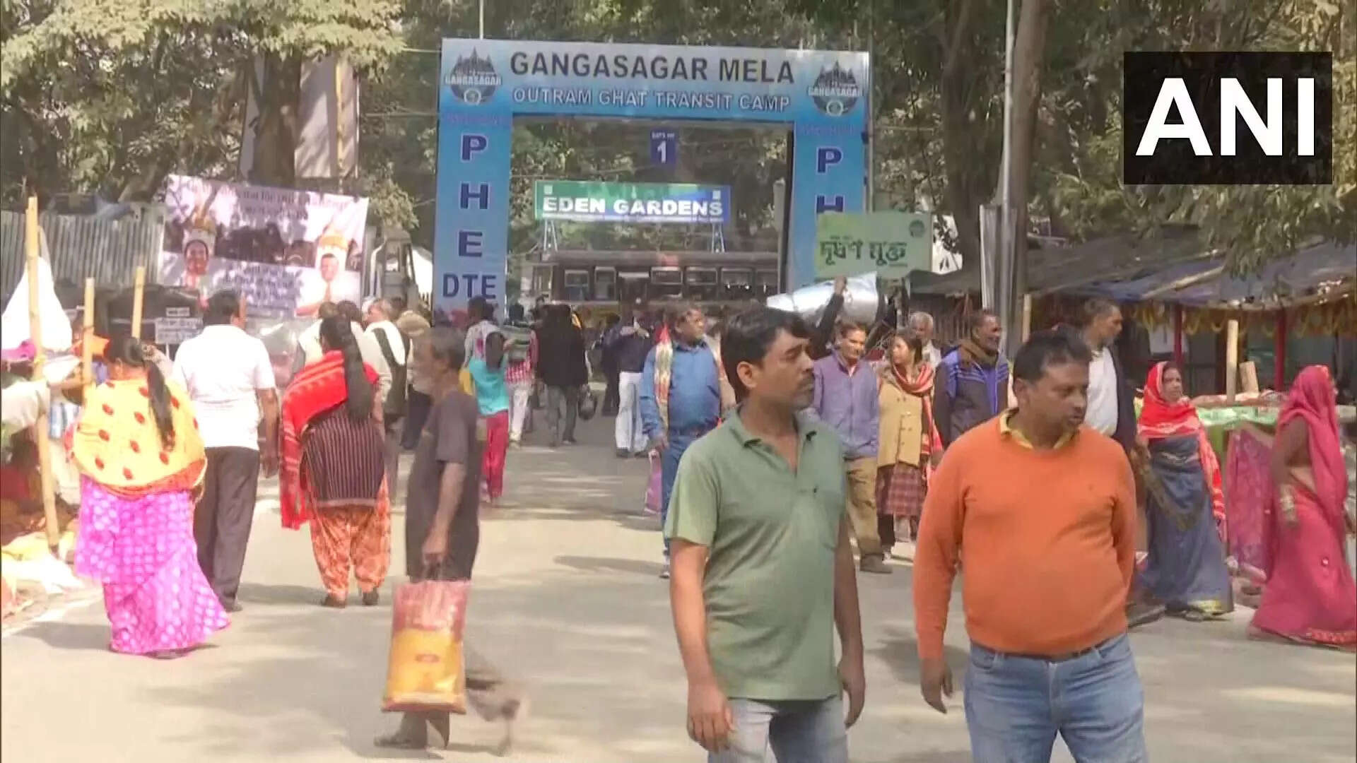 Gangasagar Mela 2023: Devotees pour in at Kolkata’s Outram Ghat ahead ...
