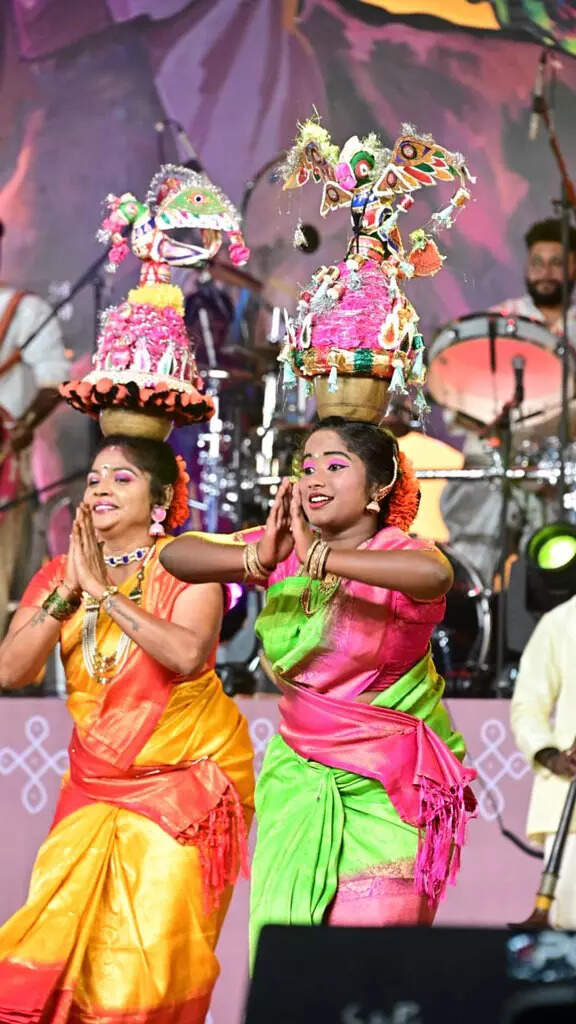 Video: Chennai Sangamam kickstarts as Pongal begins in TN- visuals from ...