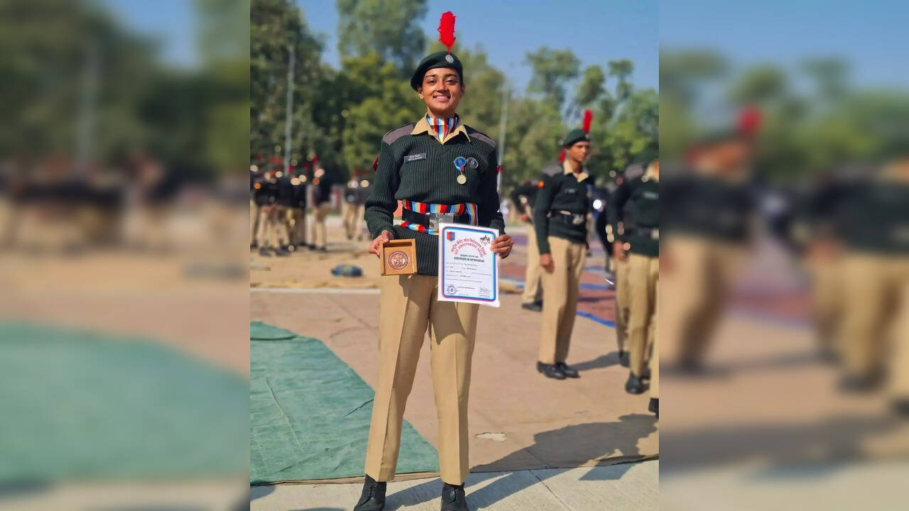 Republic Day Parade 2023: Proud Moment! Actor, Politician Ravi Kishan's ...