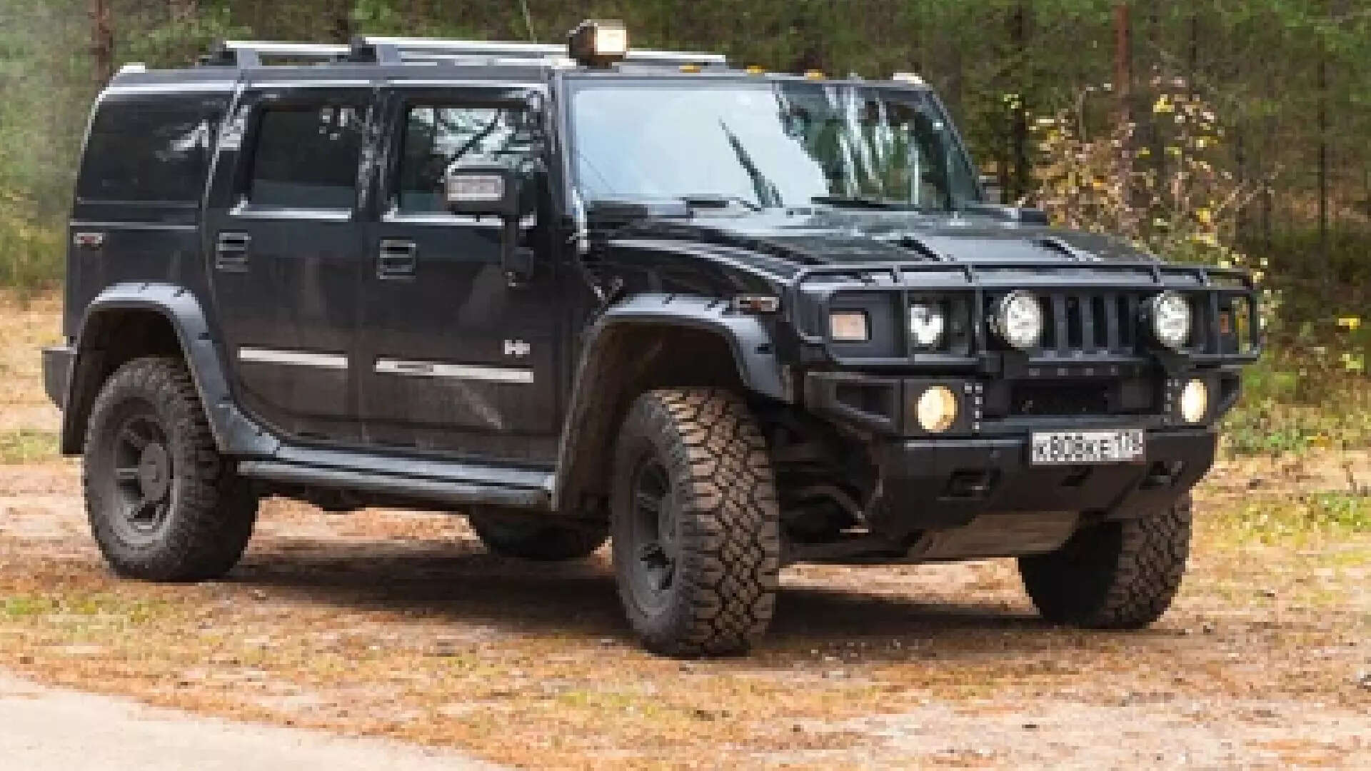 From Dodge Charger to Lexus ES: Five cars seen in SRK's blockbuster ...