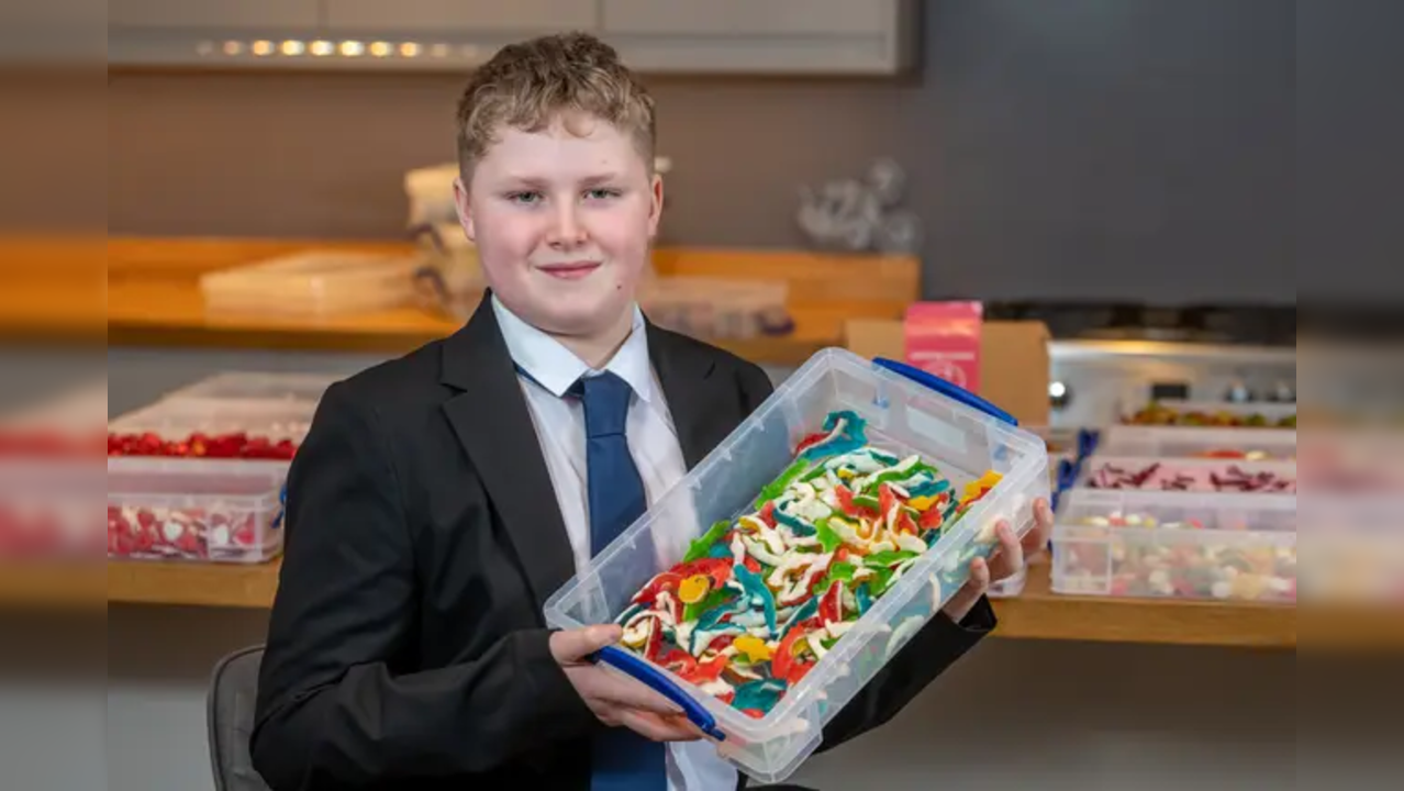 11-year-old school kid earns Rs 1 lakh after setting up his own sweets ...