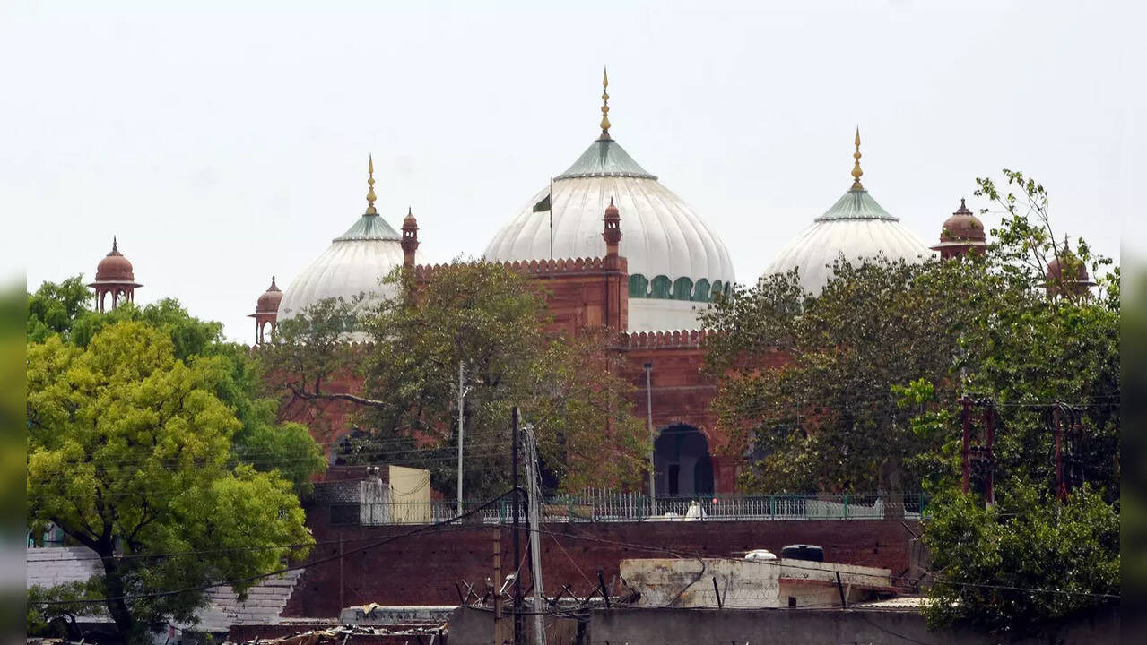 Mathura authority cuts electricity connection of Shahi Idgah mosque ...
