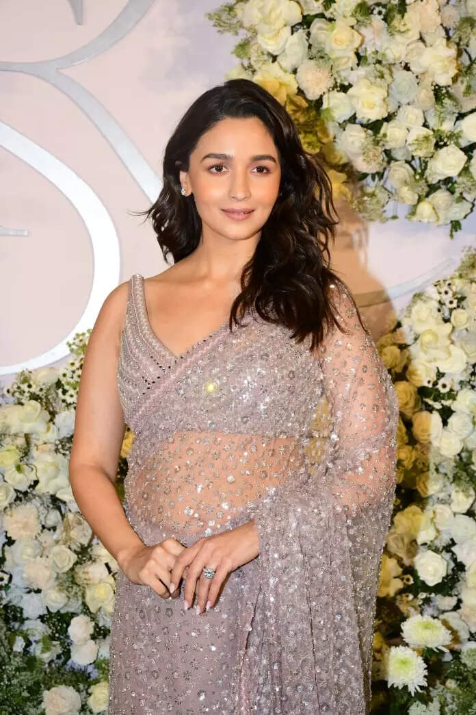 Sidharth Malhotra-Kiara Advani's Mumbai reception: Alia Bhatt, Varun ...