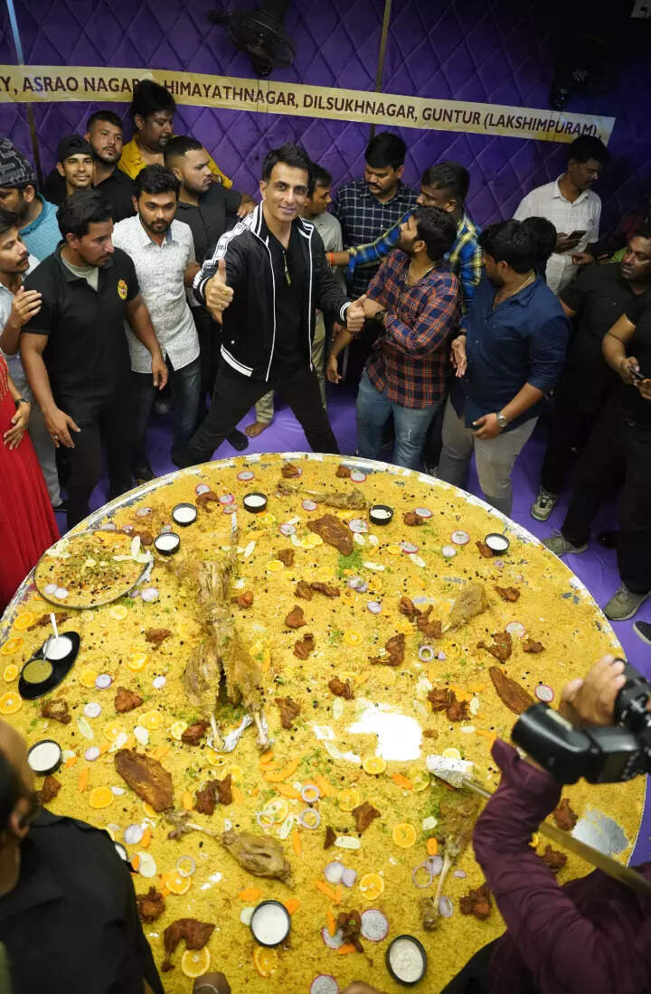 Sonu Sood Plate: Actor launches India’s biggest Mandi plate in ...