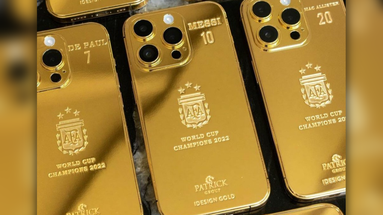 Lionel Messi commemorates FIFA World Cup win with 35 gold iPhones for ...