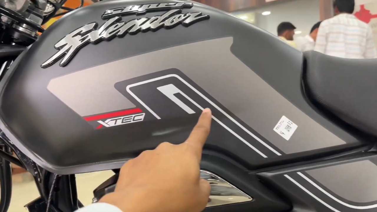 New and updated Hero Super Splendor spotted in showroom ahead of ...