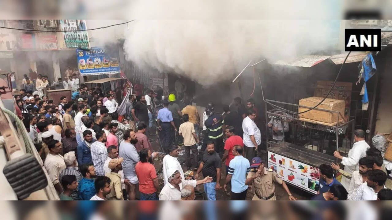 Mumbai: 1 dead after massive fire breaks out as transformer explodes in ...