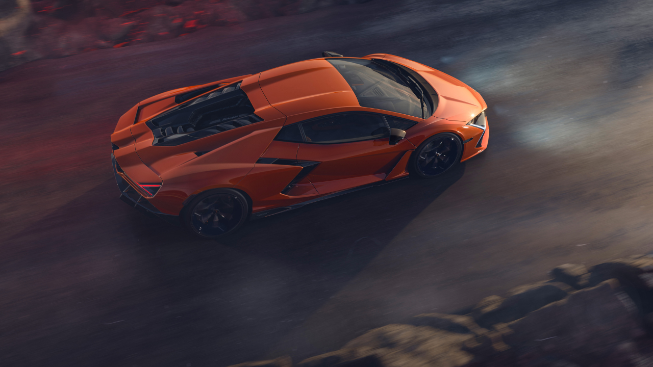 7 Reasons Why the new Lamborghini Revuelto Sets the Benchmark ...