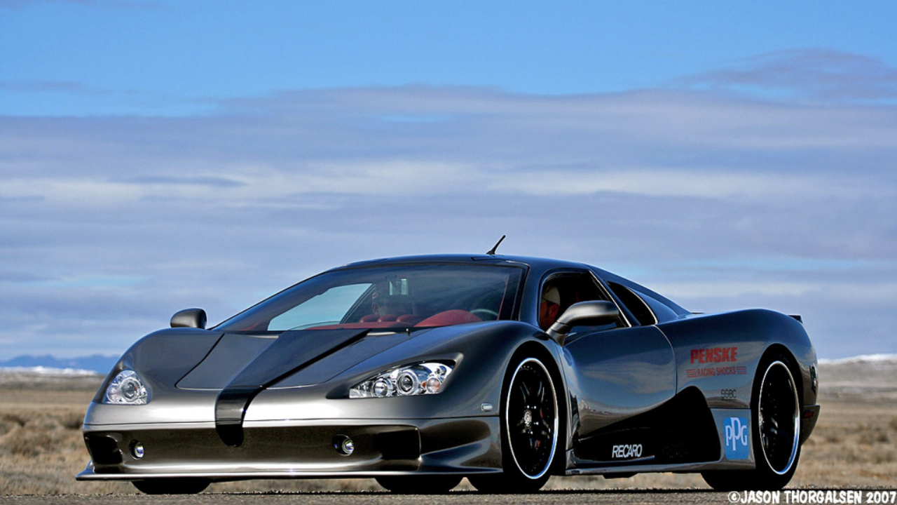 Top 10 Fastest Supercars That Broke Speed Records: Bugatti, Hennessey ...