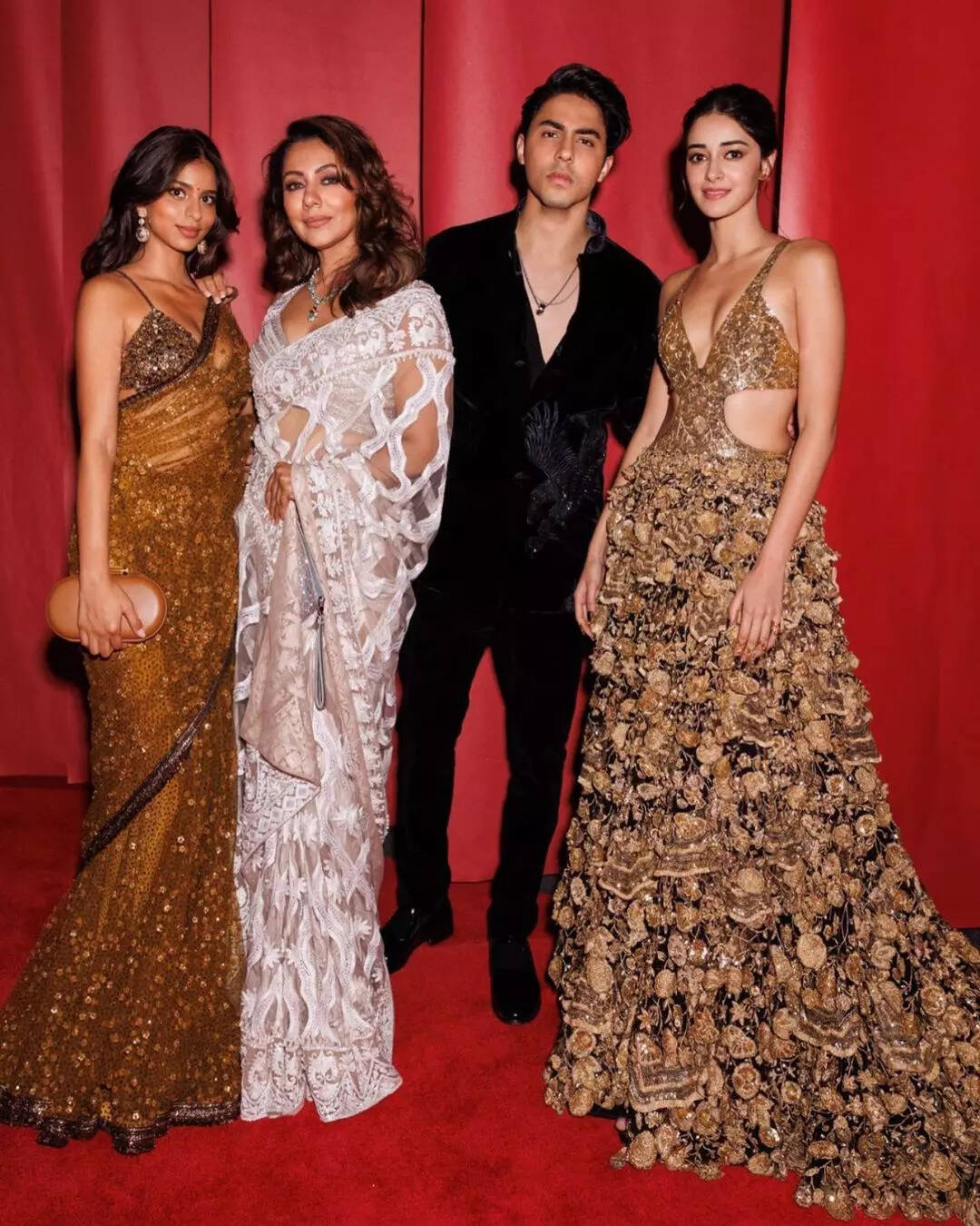 Aryan Khan Did Not 'IGNORE' Ananya Panday At NMACC, Their Epic Pic With ...