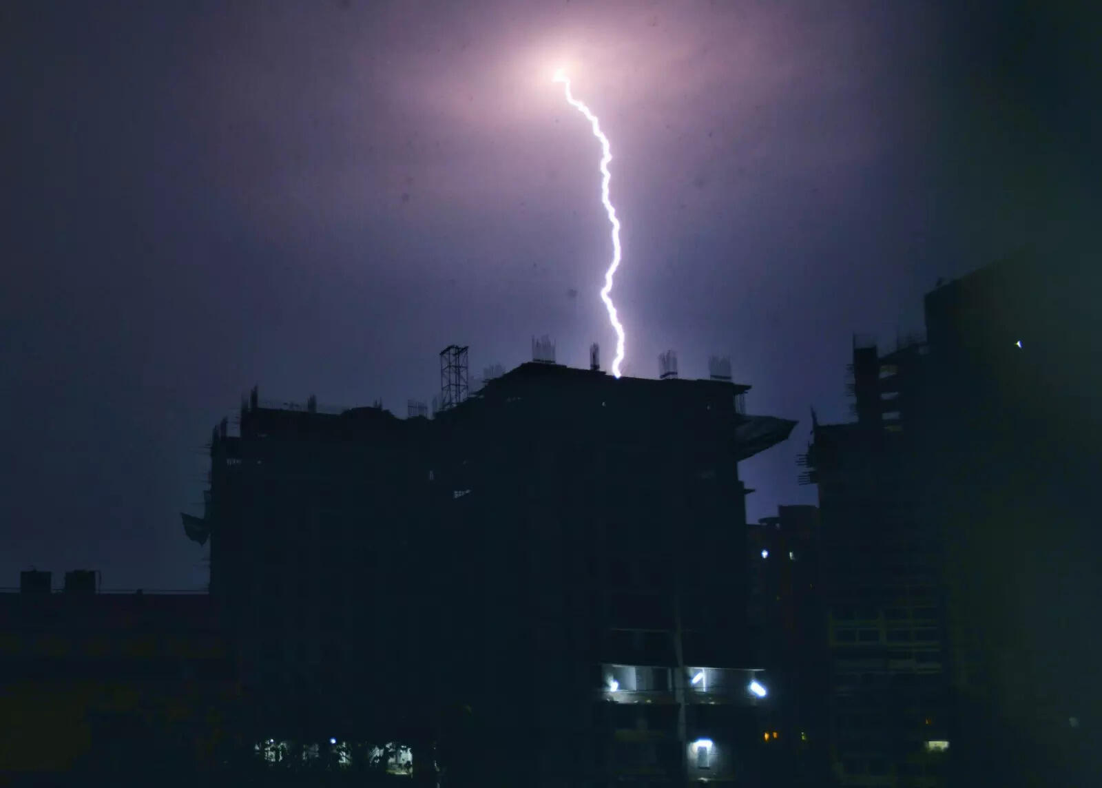 Mumbai Sees Highest April Rain Since 1974 | Mumbai News, Times Now