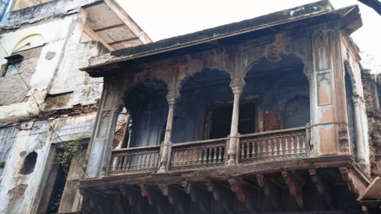 Dare To Visit These 5 Haunted Places In Delhi? A Spine-Tingling ...