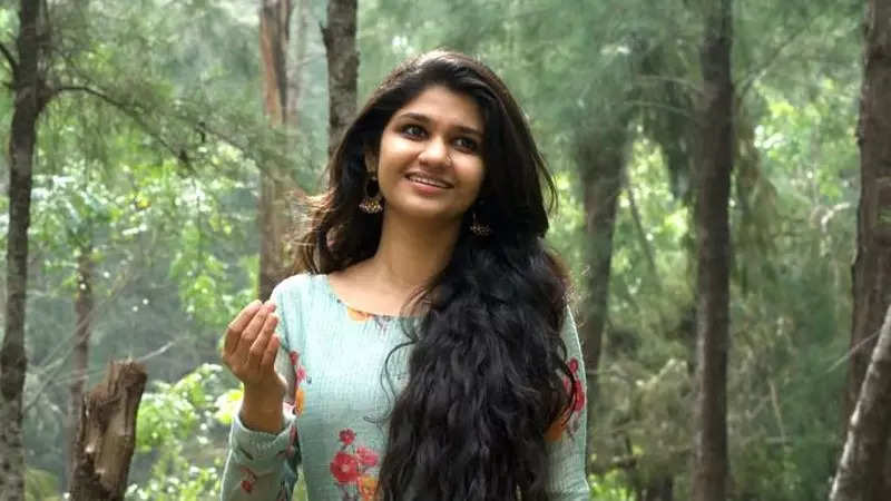 Deepthi Suresh calls it a huge surprise to watch Deepika Padukone lip ...