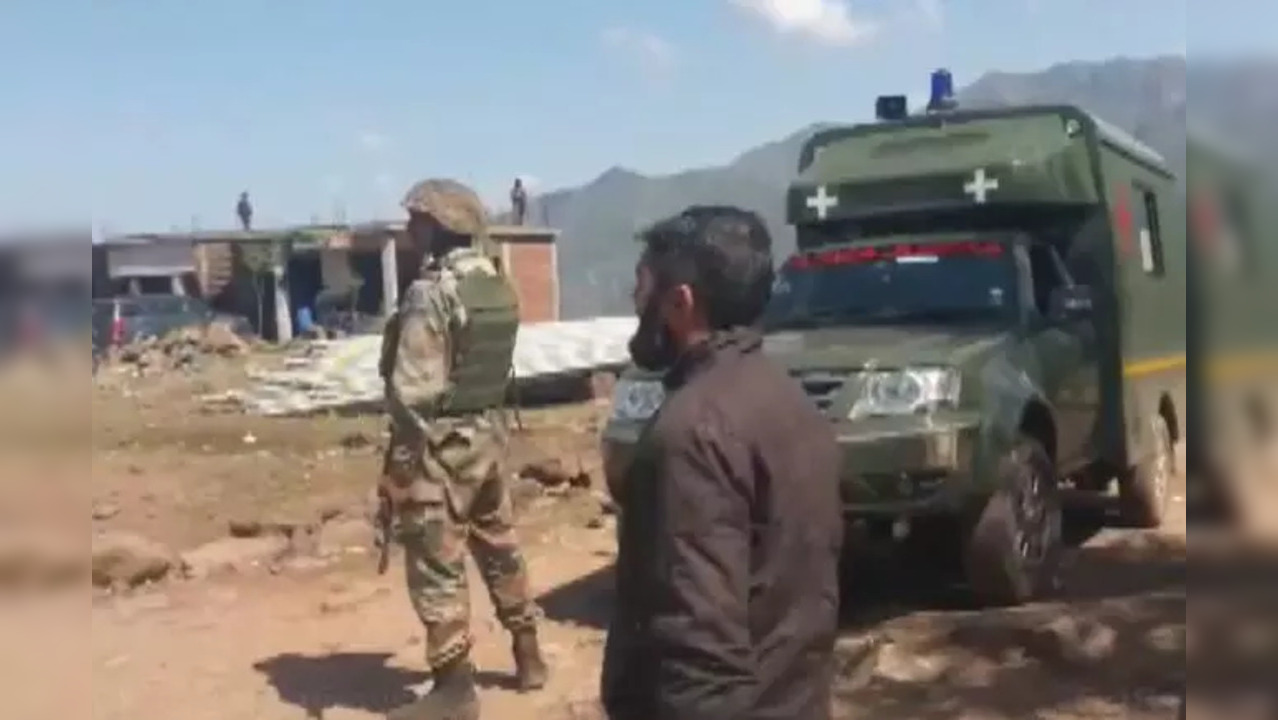 Encounter In J&K's Rajouri: 2 Army Personnel Killed, 4 Others Injured | India News, Times Now