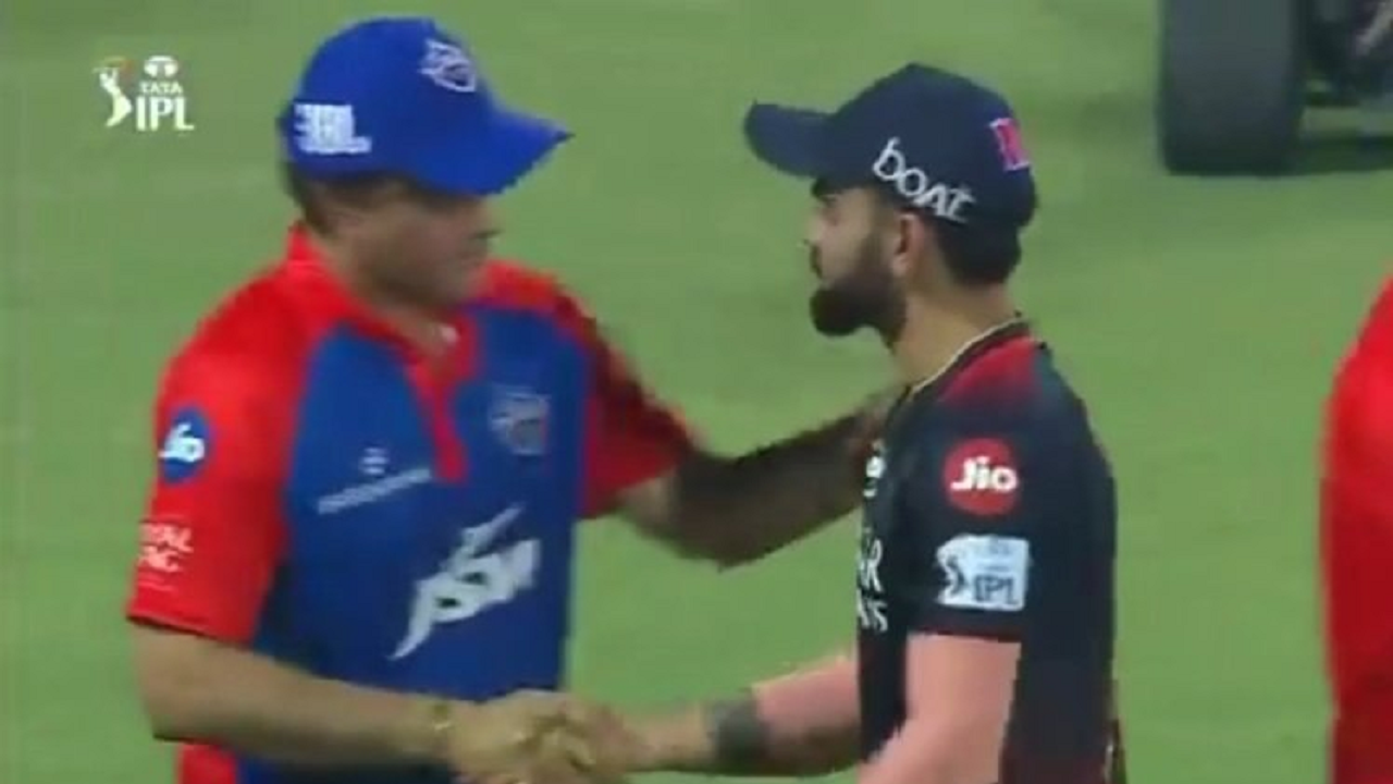 WATCH: Sourav Ganguly Shakes Hand With Virat Kohli, Pats RCB Legend On His Shoulder After DC-RCB ...
