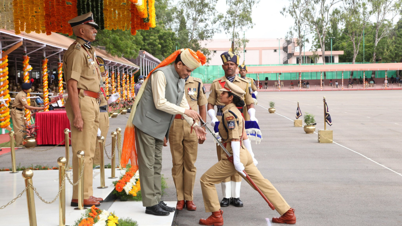 IPS Ranjeeta Sharma Who Failed UPSC Exam 5 Times Now Has An Exemplary ...