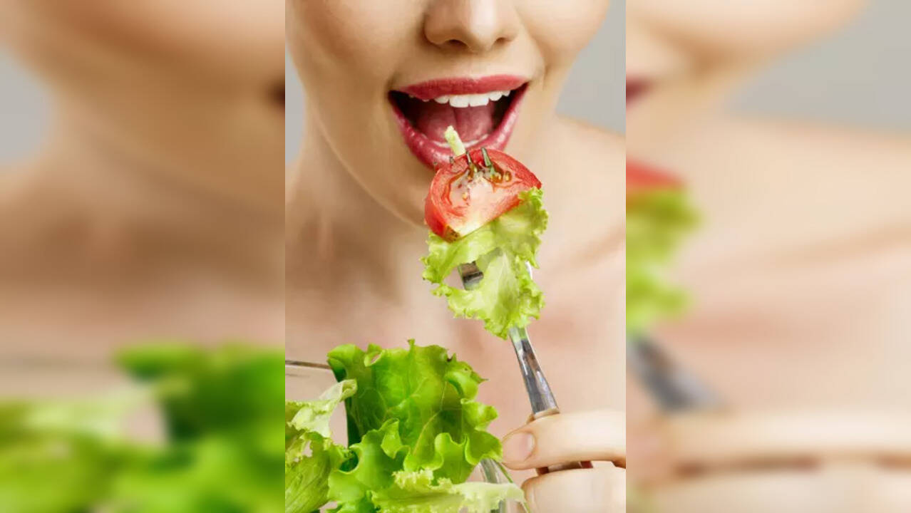 7 Foods That Are Healthier When Eaten Raw