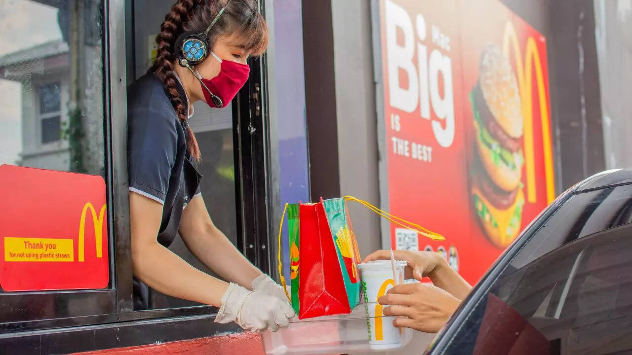 McDonald’s Loses Hot Chicken Nugget Lawsuit After Mother Sued Over ...