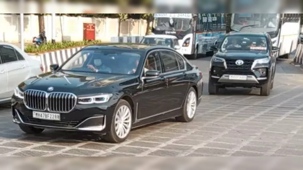 Video of Gautam Adani Flauting His Luxurious BMW 730 LD DPE Signature ...