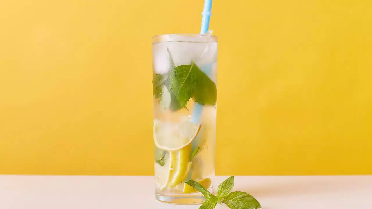 Nimbu Shikanji Masala Recipe | Refreshing Indian Lemonade for Summer ...