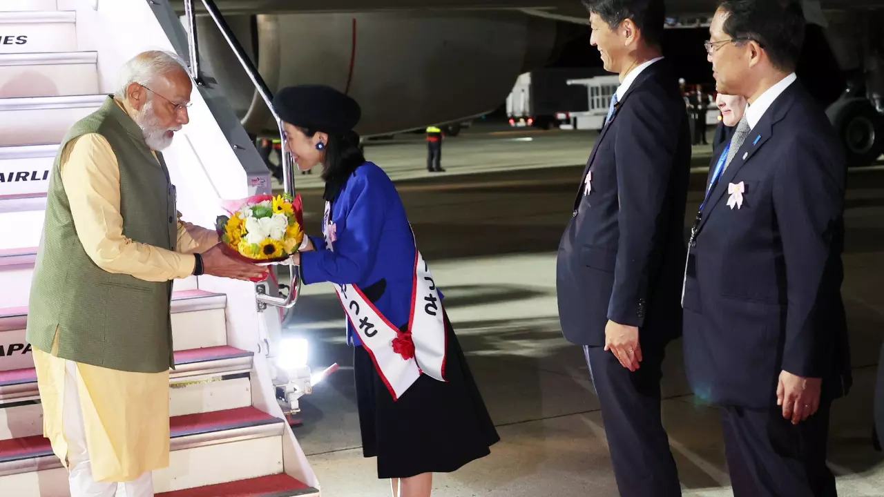 PM Narendra Modi Arrives In Japan's Hiroshima To Attend G7 Summit ...