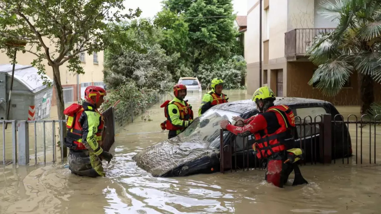 Scientists Say Italy's Deadly Floods Caused By Climate Change-Driven ...