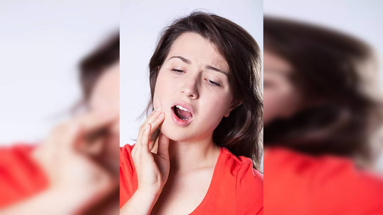9 Home Remedies To Cure Painful Mouth Ulcers