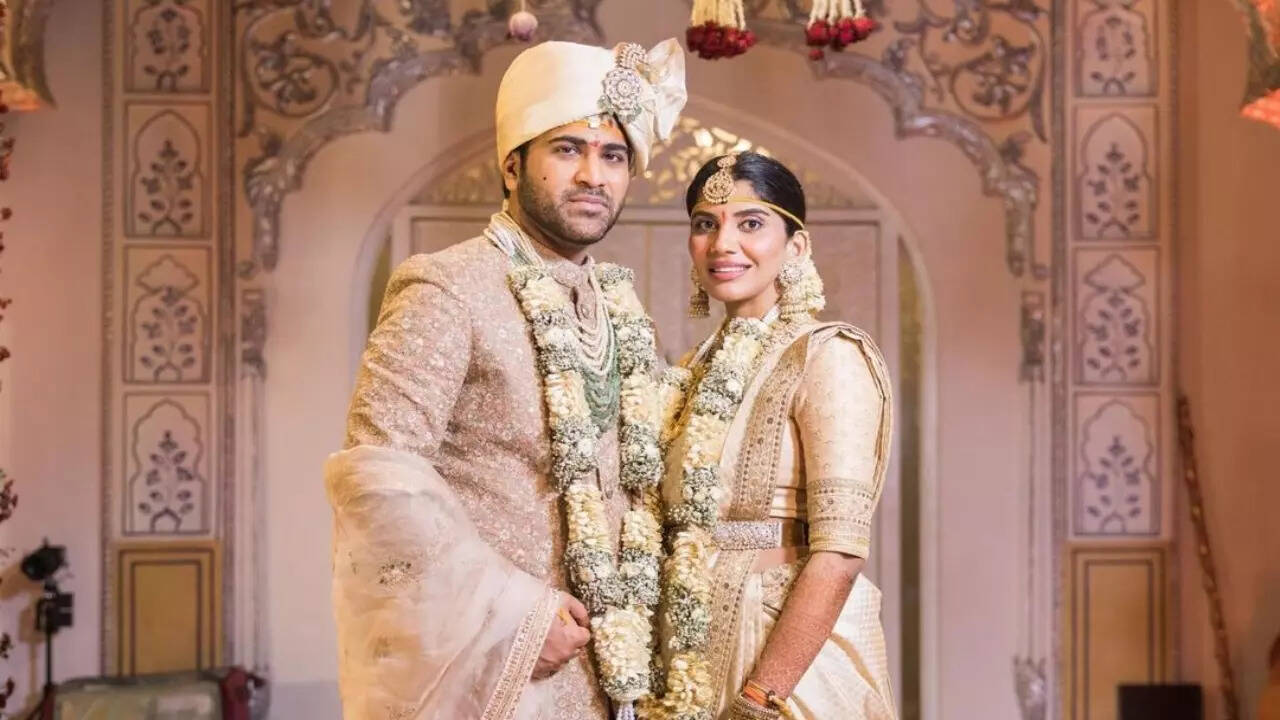 Sharwanand Ties The Knot With Rakshita Reddy. First Wedding Pictures Of Jaanu Actor Go Viral ...