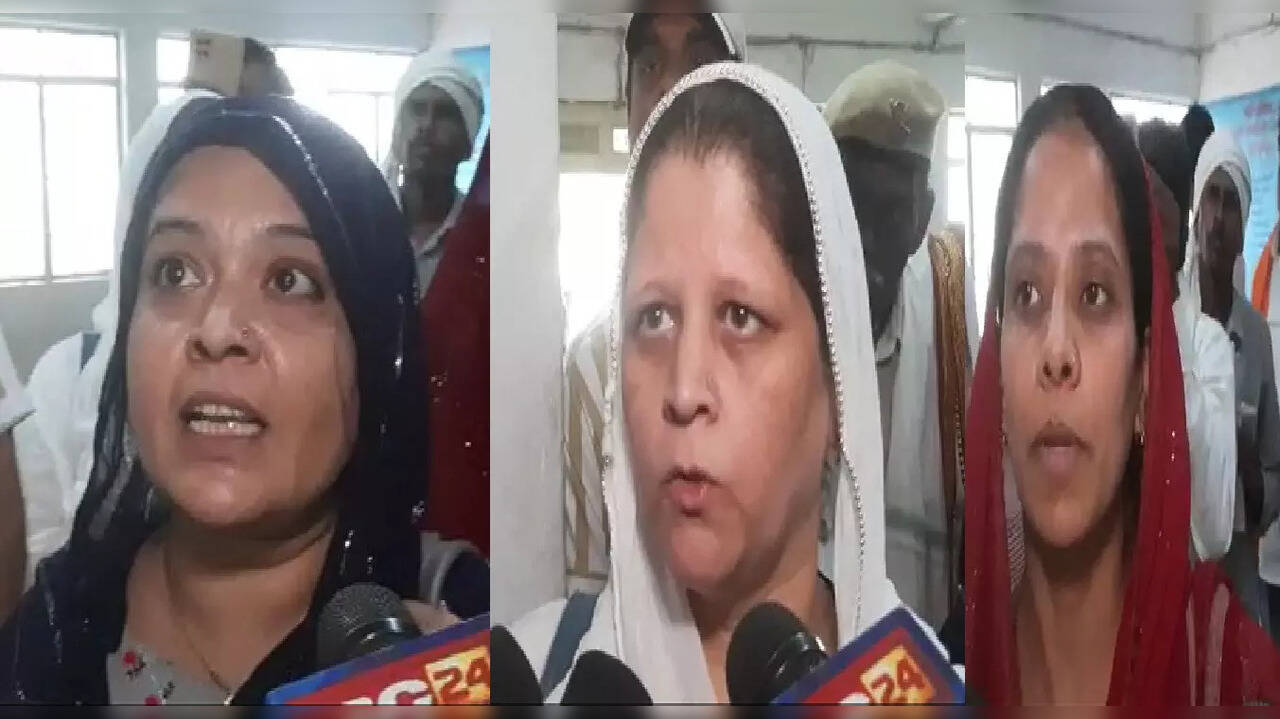 Ganga Jamuna School Row: 3 Women 'Hindu' Teachers Share Details Of ...