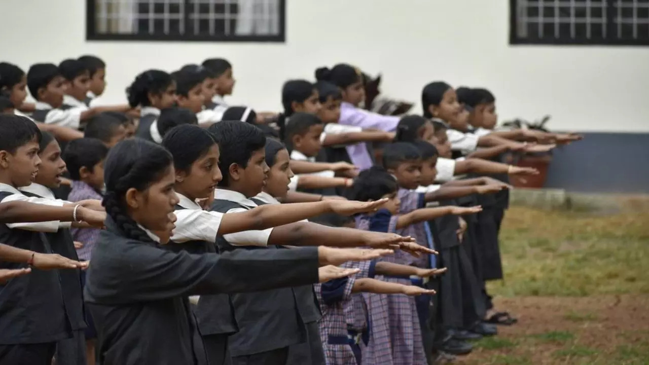 UP School Summer Vacation Extended Till June 26 Due to Severe Heatwaves ...