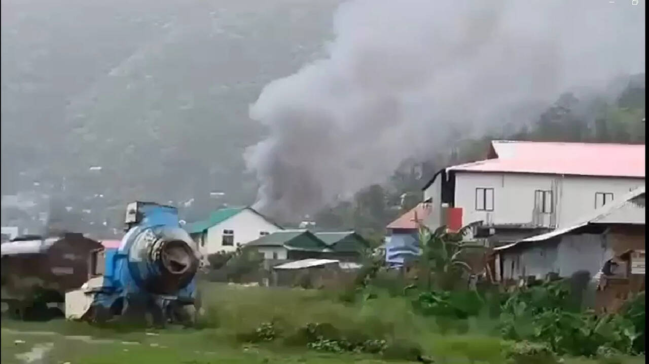 VIDEO: No End To Violence In Manipur, BJP Mandal Office Vandalised By ...