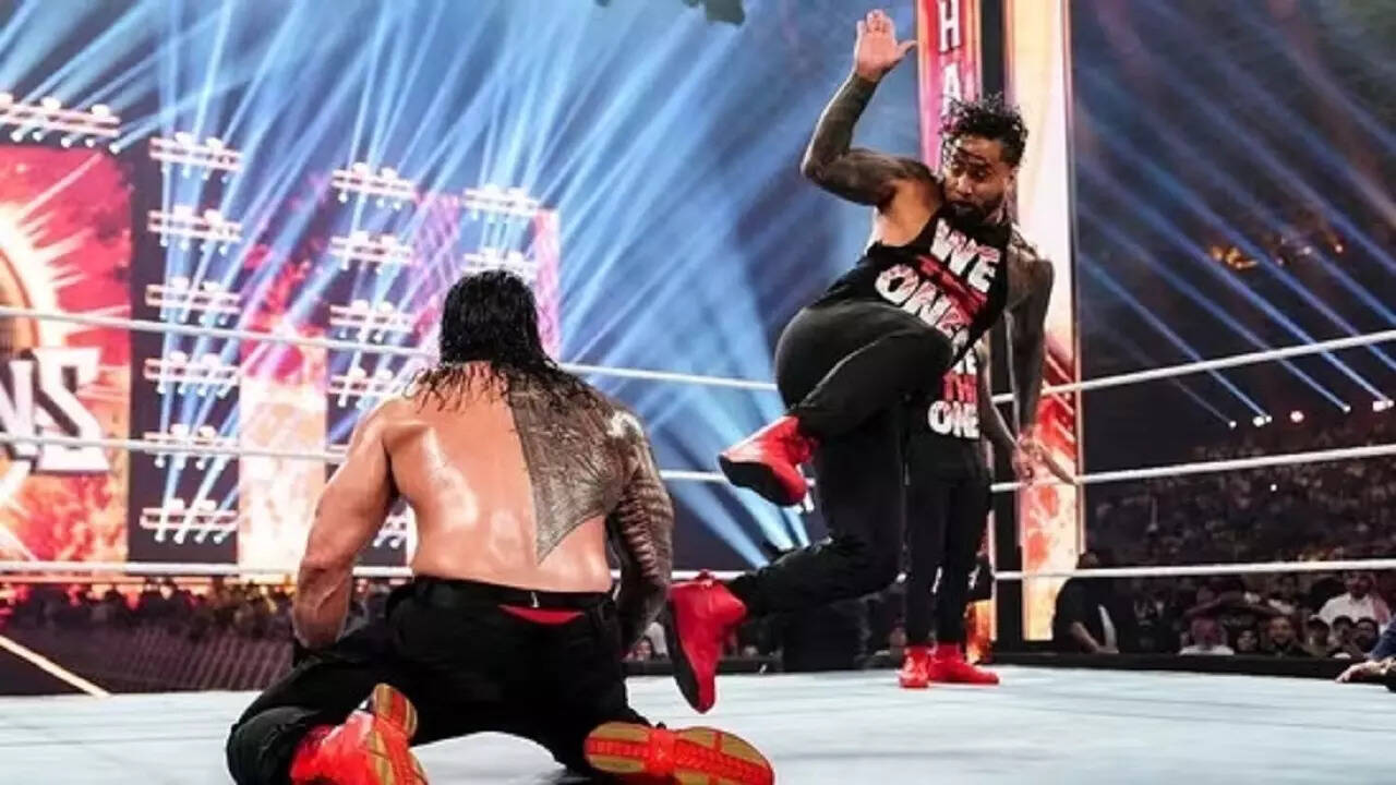 A New Bloodline Member? Injured WWE Superstar's Cryptic Comment On Jey ...