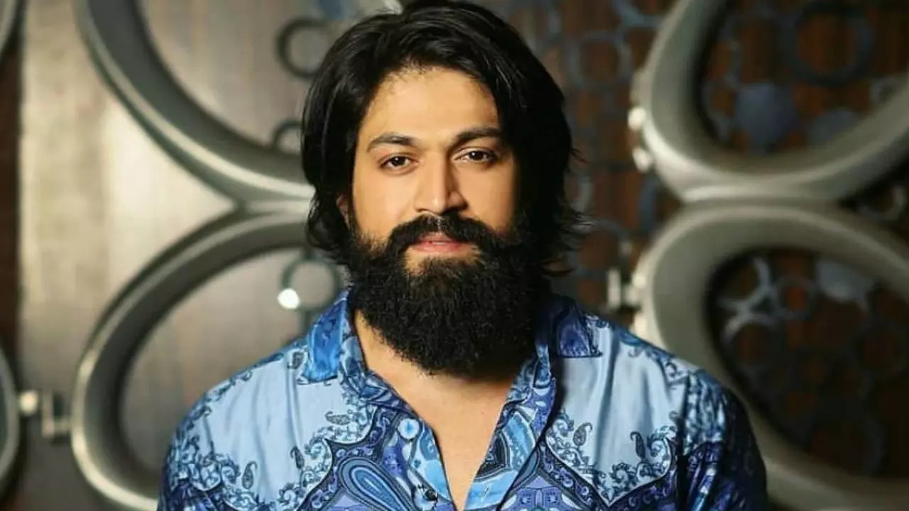 Is Yash Starting Shoot Of KGF Chapter 3? Kannada Superstar Visits ...