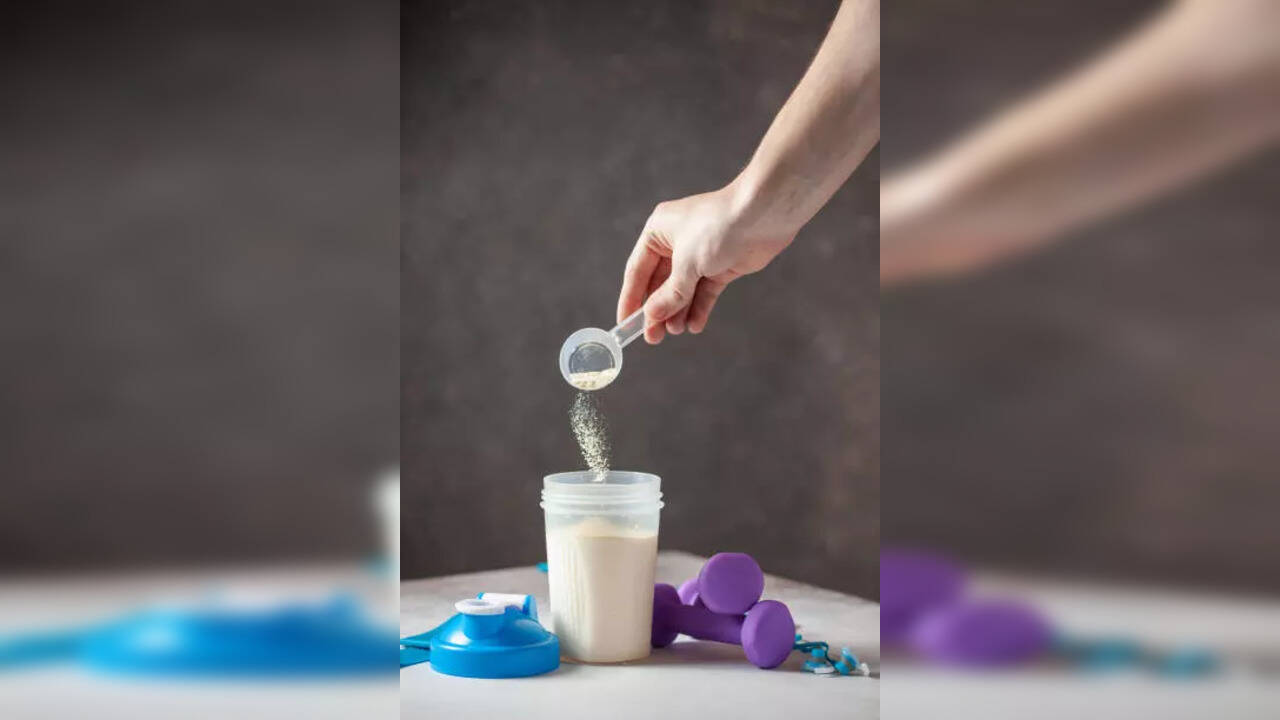 Death Due to Protein Shake? UK Officials Ask for Health Warning After ...