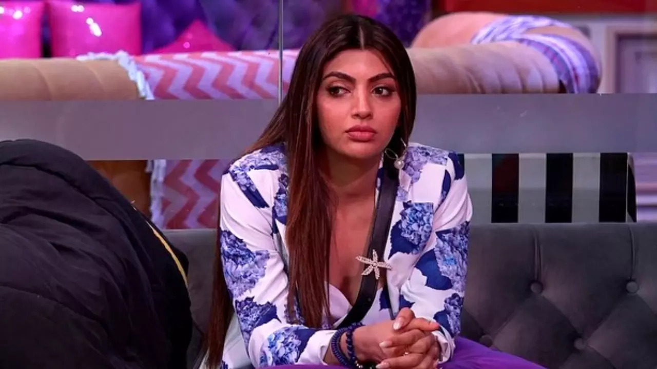 Bigg Boss OTT 2 Eviction: Akanksha Puri Gets Eliminated From Salman Khan Show During Weekend Ka ...