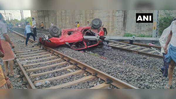 Speeding Car Falls On Railway Track After Falling From Overbridge in ...