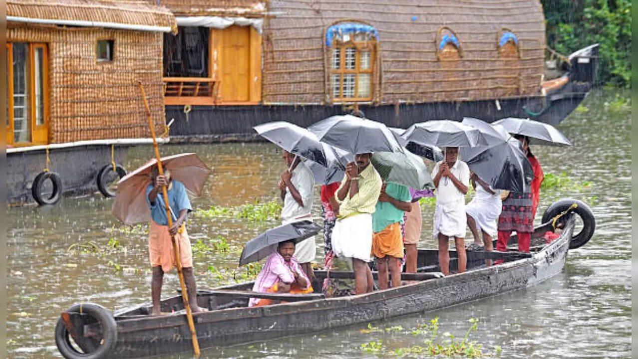 Kerala rain update July 2-5: Yellow Alert and Orange Alert for these ...