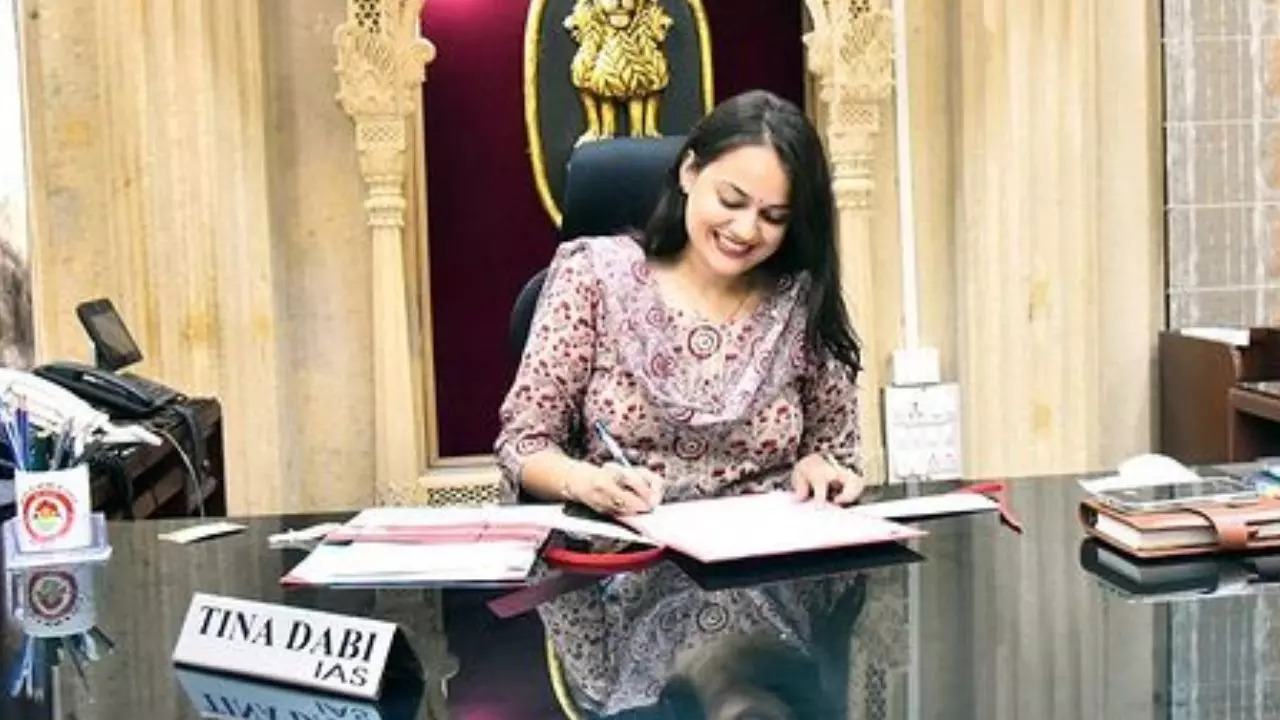 IAS Tina Dabi Goes On Maternity Leave, Shares Hearfelt Post: ‘Alvida ...