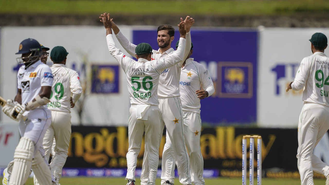 Watch Shaheen Afridi Completes 100 Wickets In Test Cricket Celebrates